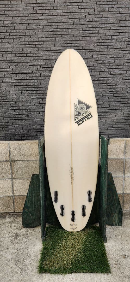TOMO　HydroShort 　XTR素材　5'7 29.2L