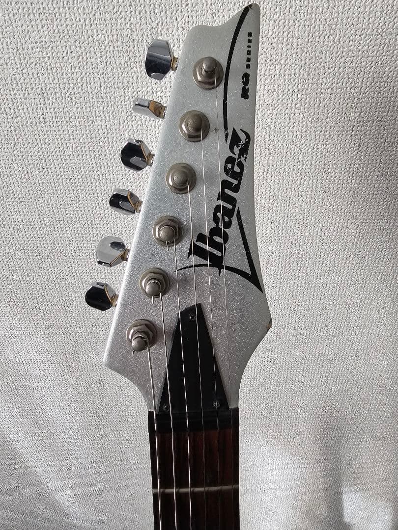 江*彰様 Ibanez RG シルバー エレキギター 社外ソフトケース付き