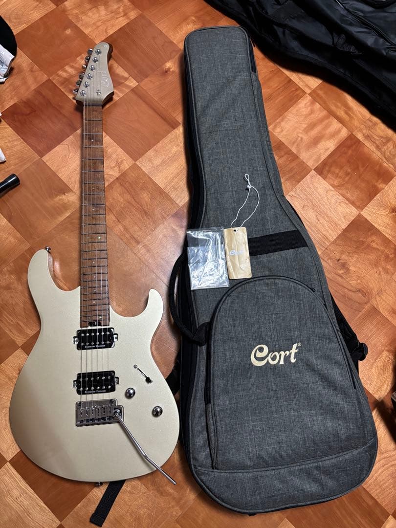 cort g300 pro ゴールド　ストラトキャスター タイプ