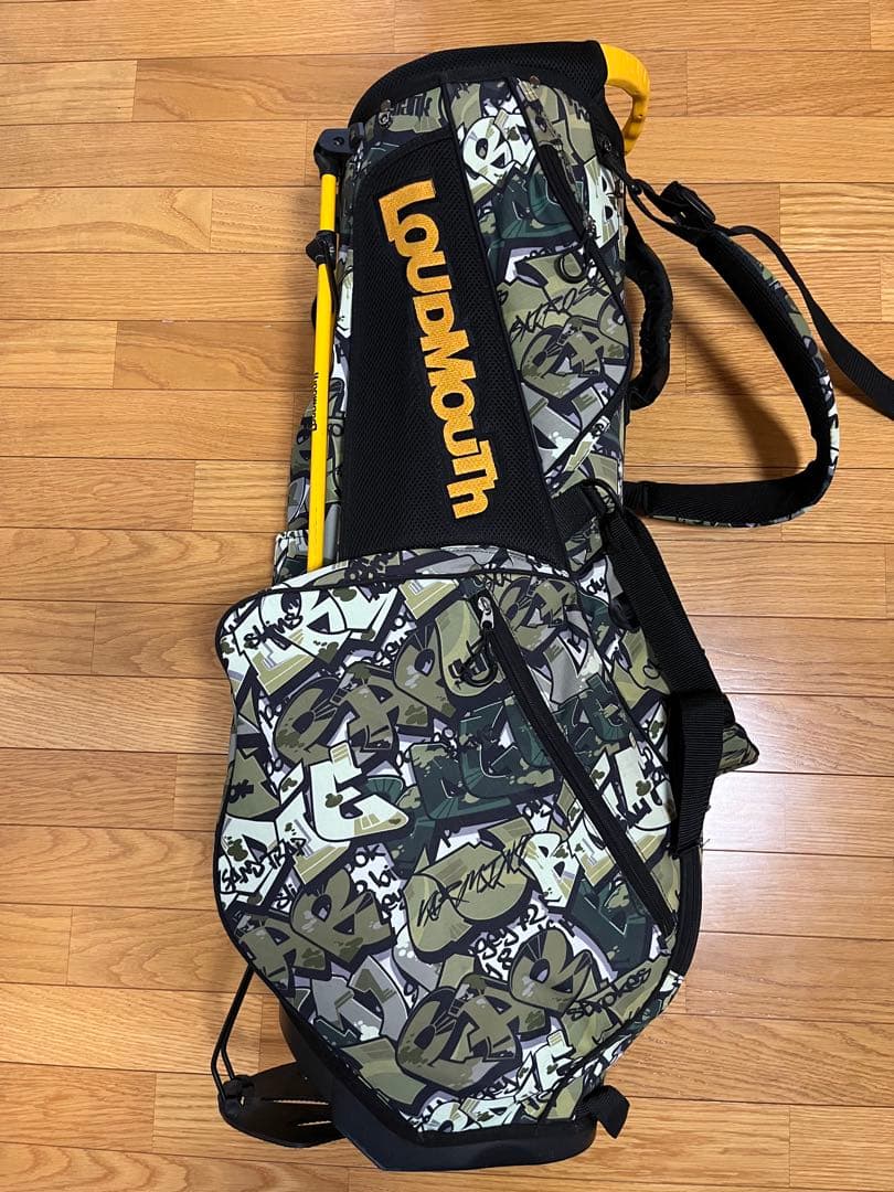 LoudMouth カモフラージュ 軽量スタンドゴルフバッグ8.5型
