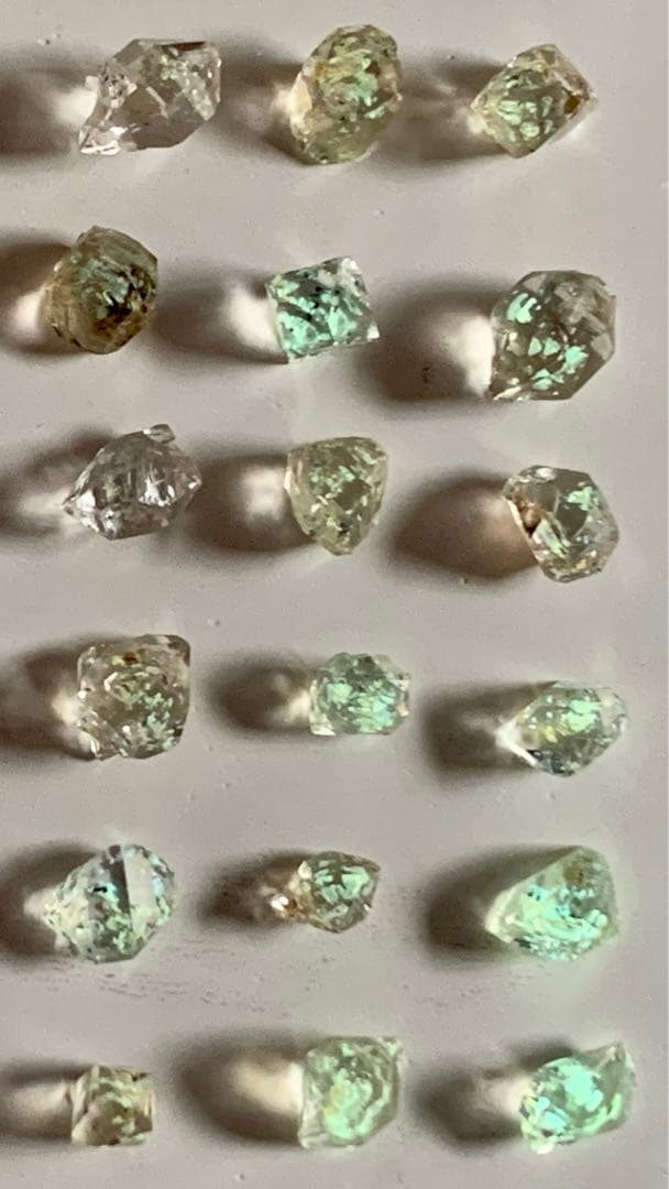 トップグレード蛍光水晶60ctセット/オイルインクオーツ/ペトロレアムクオーツ