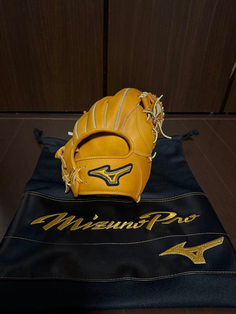 パ*ー様 Mizuno Pro 硬式グローブ 内野手用