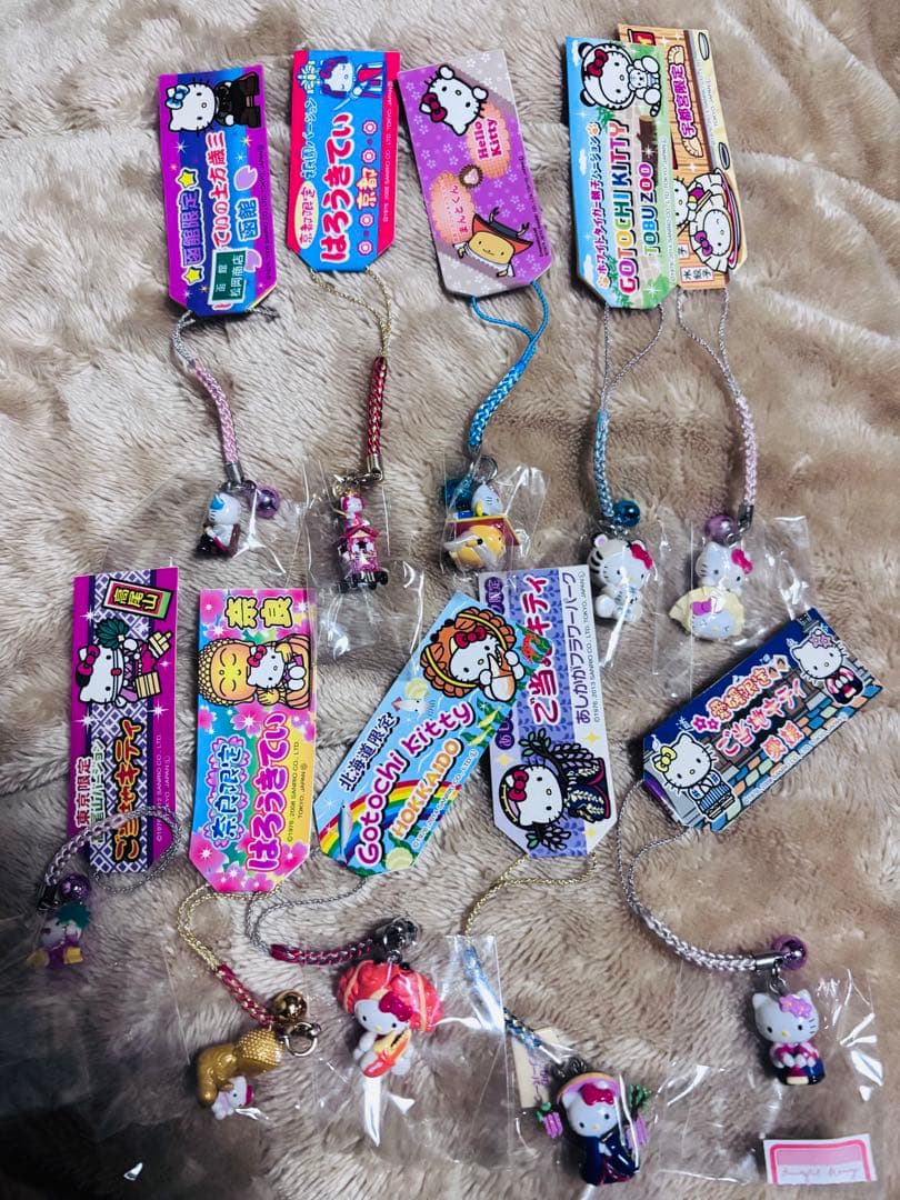 た*ぽ様 ご当地ハローキティ 根付け　大量まとめ売り　ストラップ チャーム　18