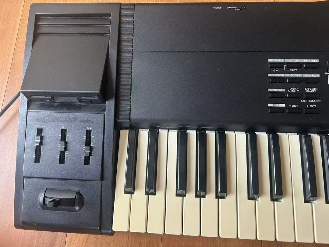 Toky様 通電確認済みRolandXP-50シンセサイザーローランドジャンク品