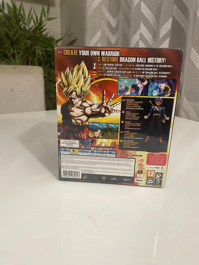 新品　ドラゴンボール Xenoverse トランクスフィギュア　PS4