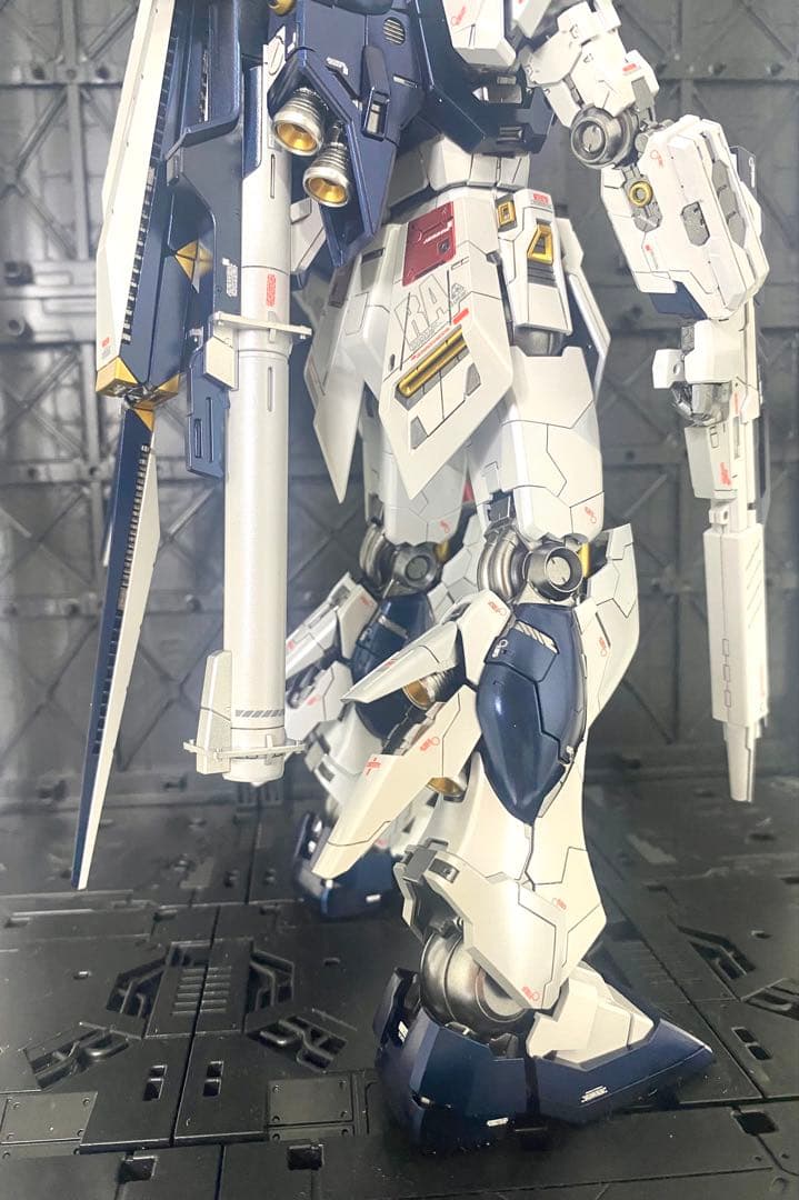 MG ニューガンダム Ver.Ka 完成品 パールメタリック　全塗装　ガンプラ