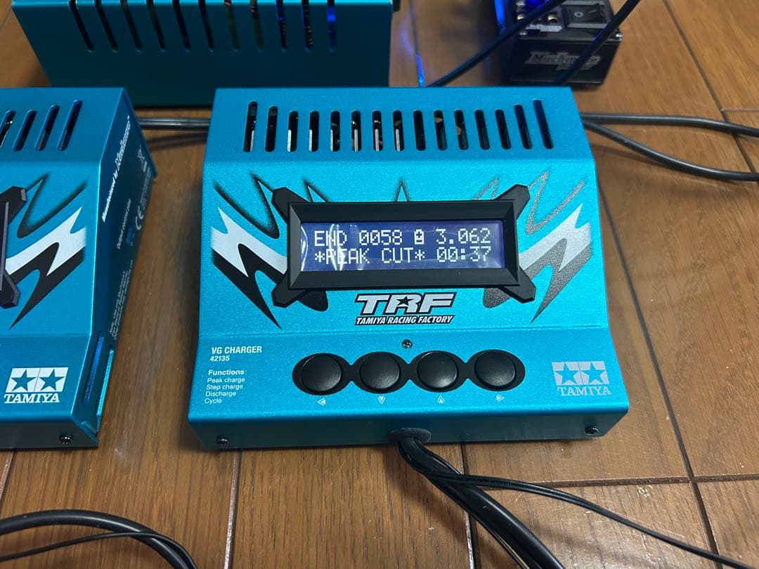 ＲＵ－Ｉ－ＧＥＥ50 タミヤ TRF VGチャージャー ミニ四駆　充電器