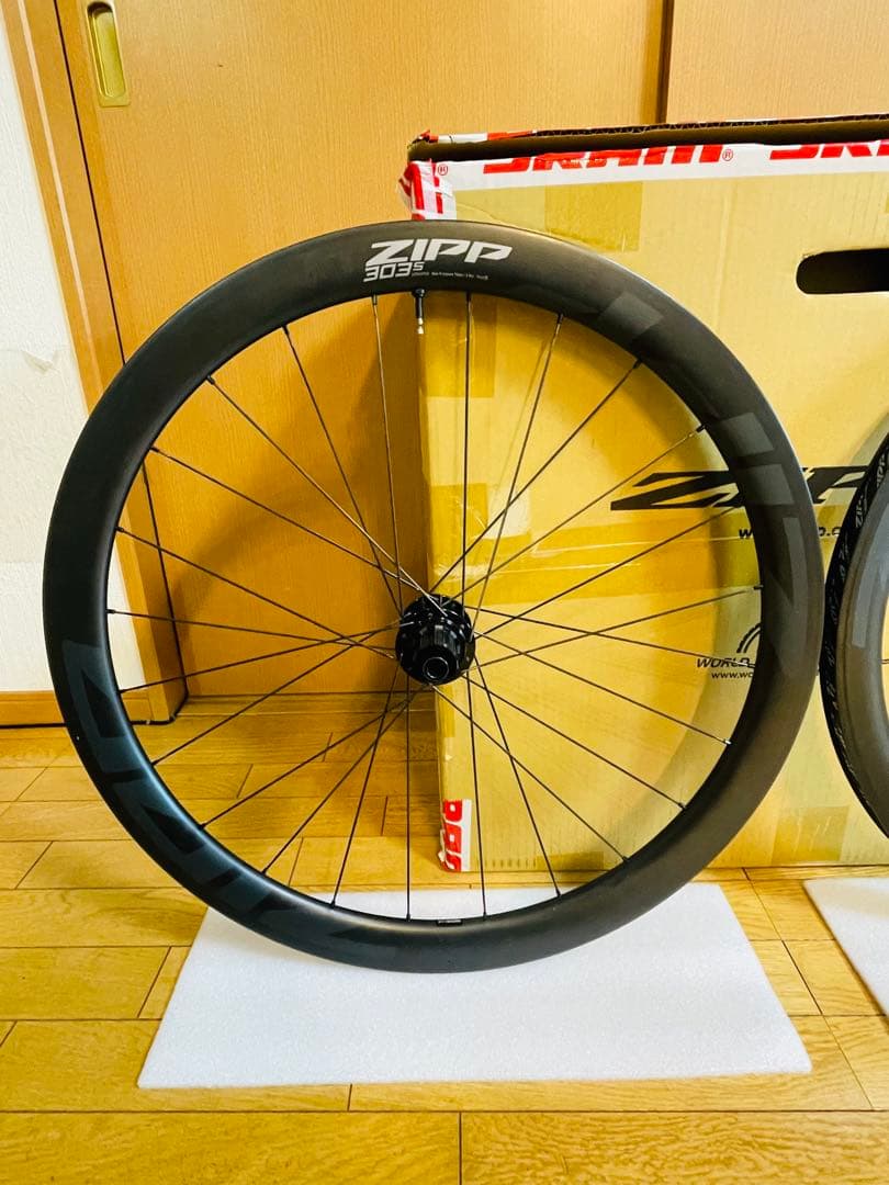 ZIPP 303S カーボンホイール 700C シマノフリー