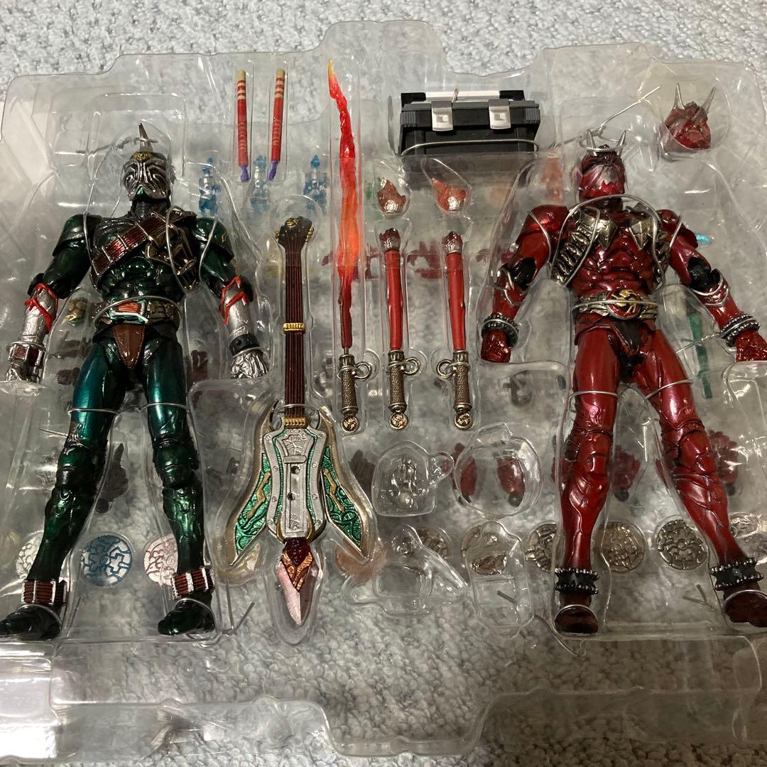 美品S.I.C 仮面ライダー響鬼(紅)威吹鬼　斬鬼　轟鬼