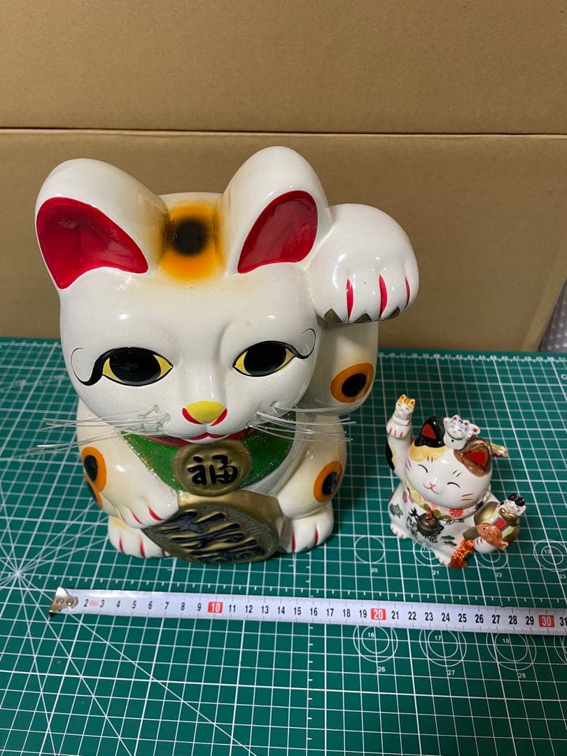 2体セット　招き猫　陶器製　昭和レトロ　大(貯金箱)