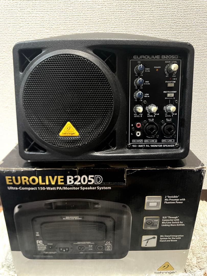 BEHRINGER EUROLIVE B205D ①