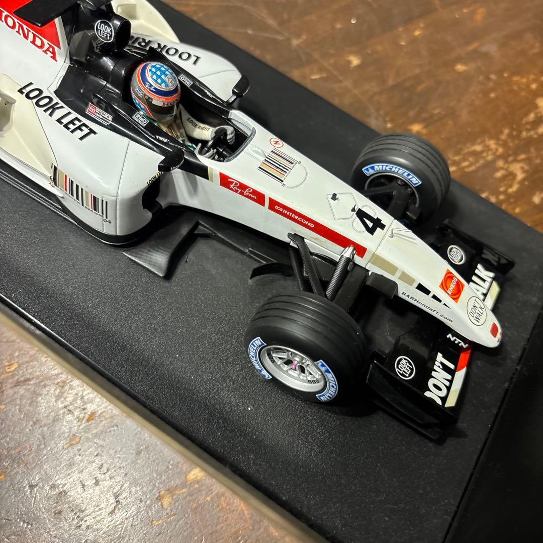 MINICHAMPS B-A-R F1モデルカー 1:18