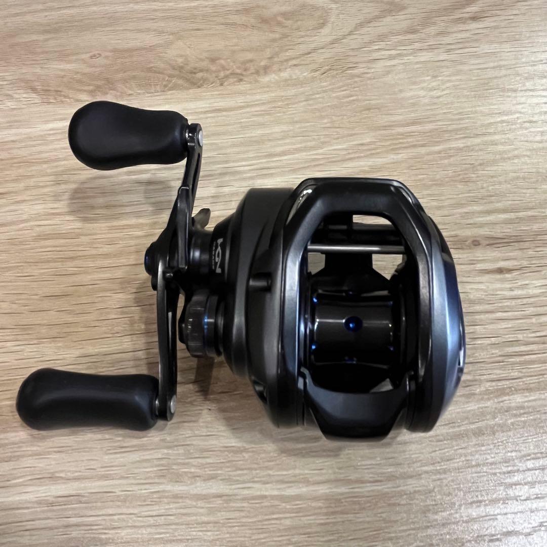 美品　19 SHIMANO SLX MGL 71HG ベイトリール　左巻き