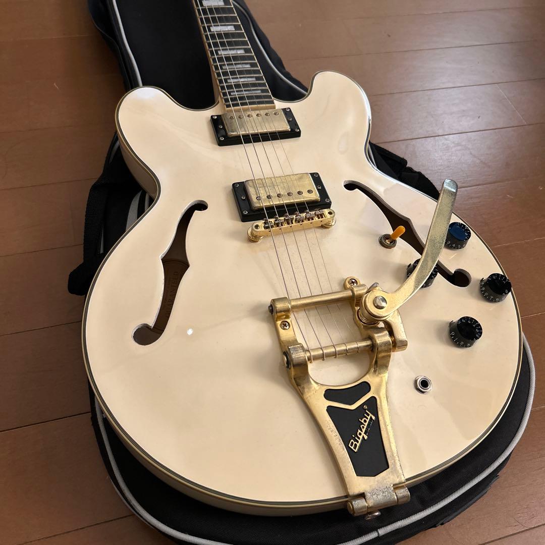 Epiphone ES 335 AW ホワイト エレキギター　ビグスビー