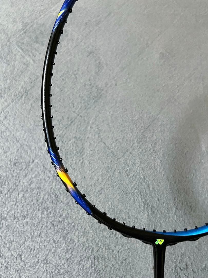 YONEX アストロクス77バドミントンラケットASTROX77青