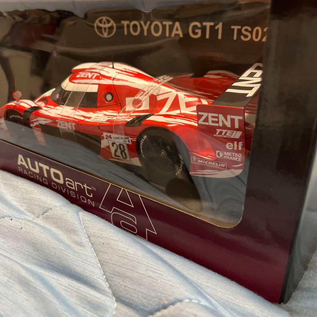 オートアートTOYOTA GT1 TS020 1:18