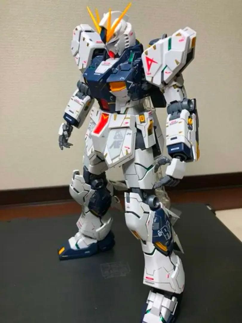 MG ニューガンダム・サザビー　セット　無塗装
