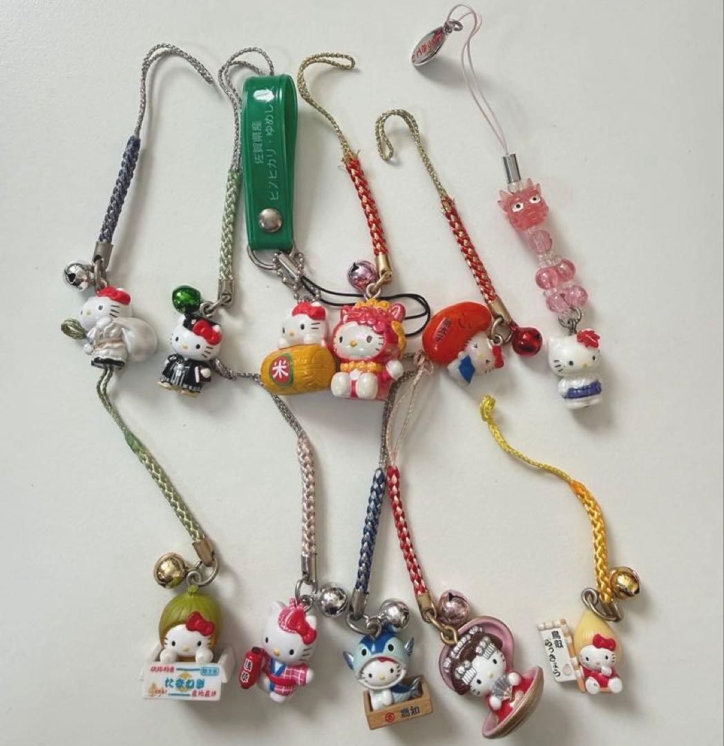 HELLO KITTY Key chain ご当地キティ キーホルダー ⭐️66個