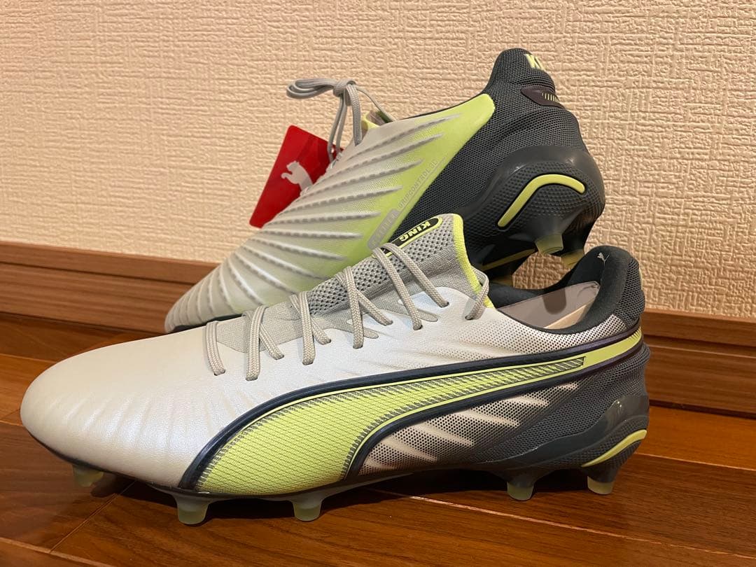 【新品】Puma KING ULTIMATE FG/AG 8.5 27.5㎝