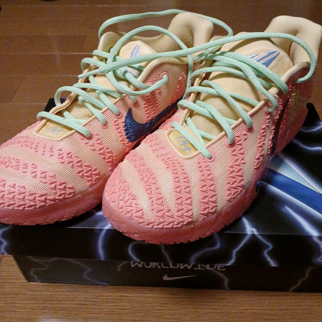 バッシュNIKEジャ3