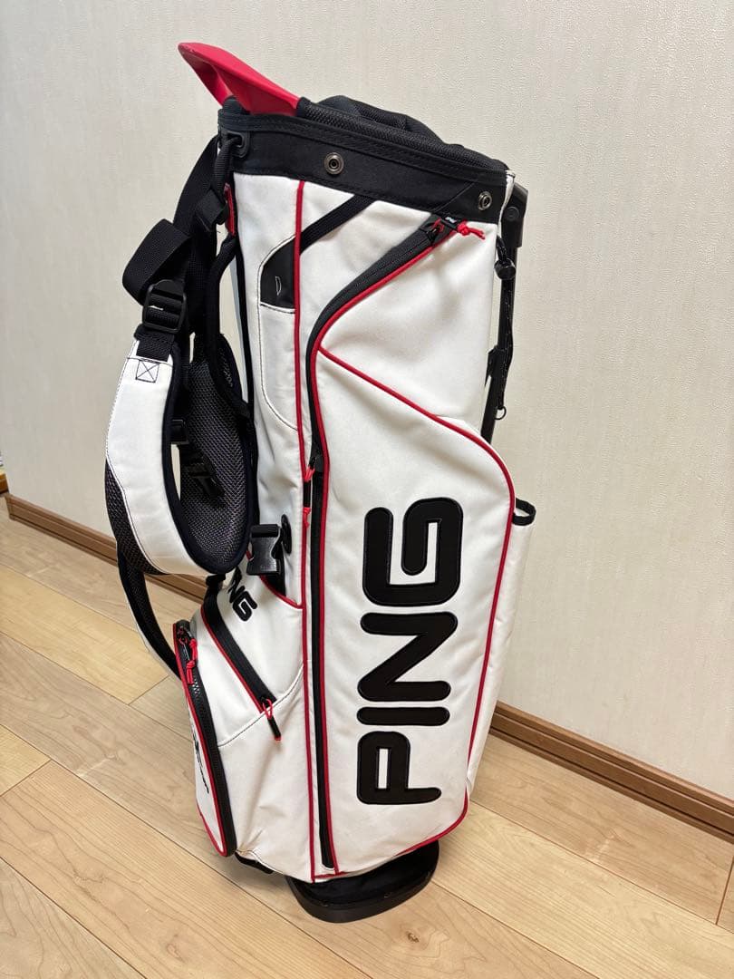PING 軽量スタンド式キャディバック8.5型