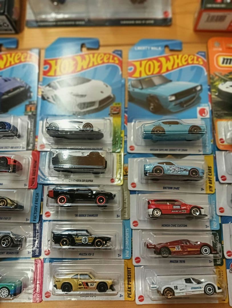 Hot Wheels ミニカーセット トミカ　マッチボックス　新品　日本車