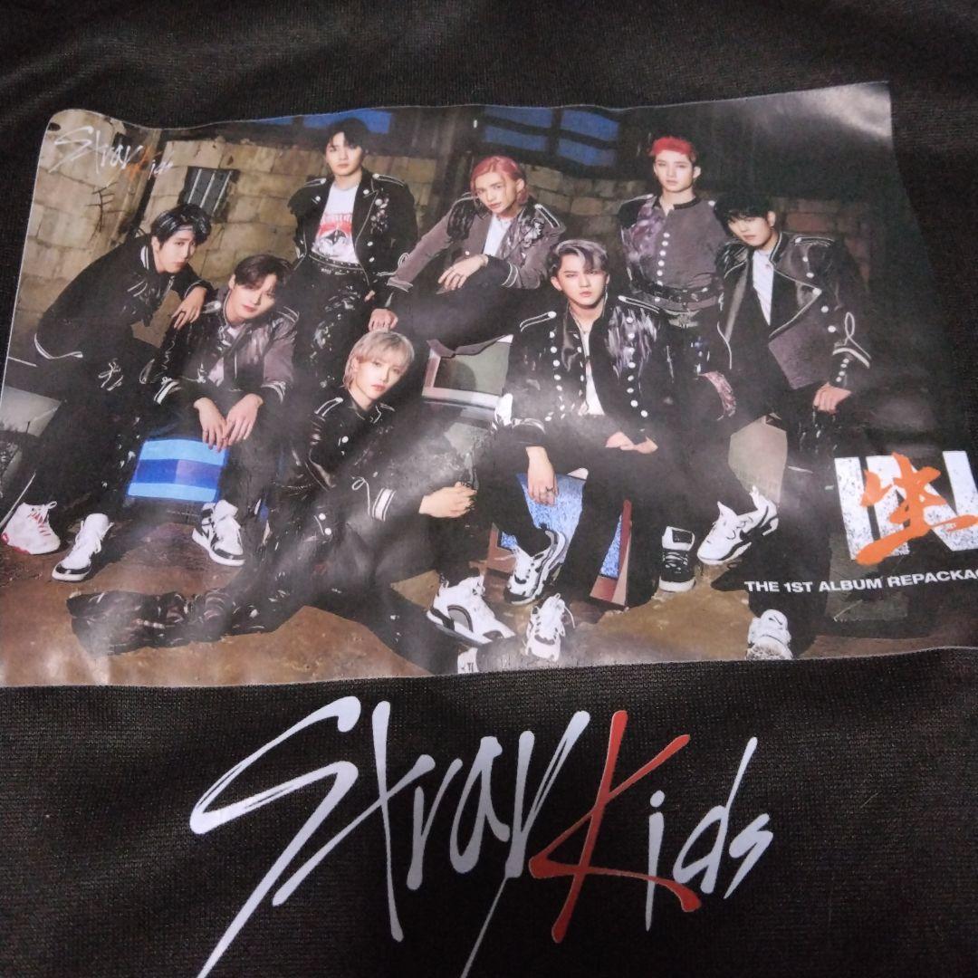 StrayKids　パーカー黒 M　1STアルバム INトレーナー 写真 スキズ