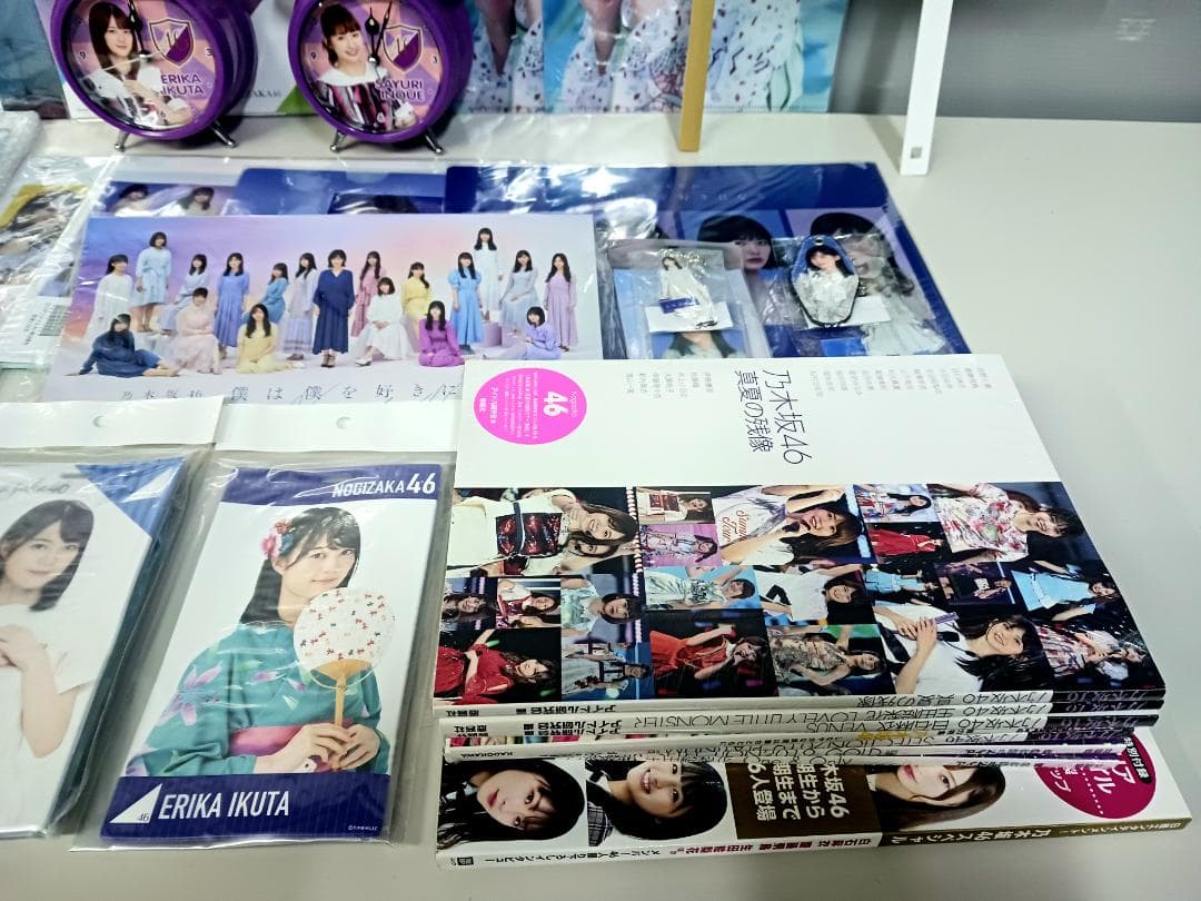 未使用品！乃木坂46 公式グッズ 大量 まとめ売り 目覚まし時計 ストラップ他