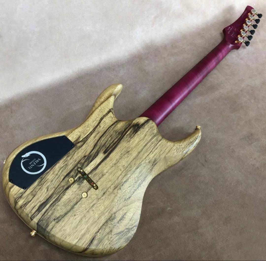 Valenti Guitars Nebula Carved 定価108万
