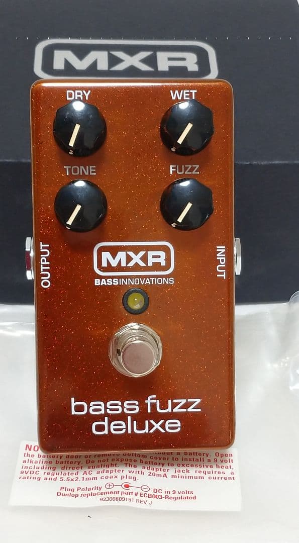 室内試奏数回のみ MXR M84 bass fuzz deluxe ※冊子類不足