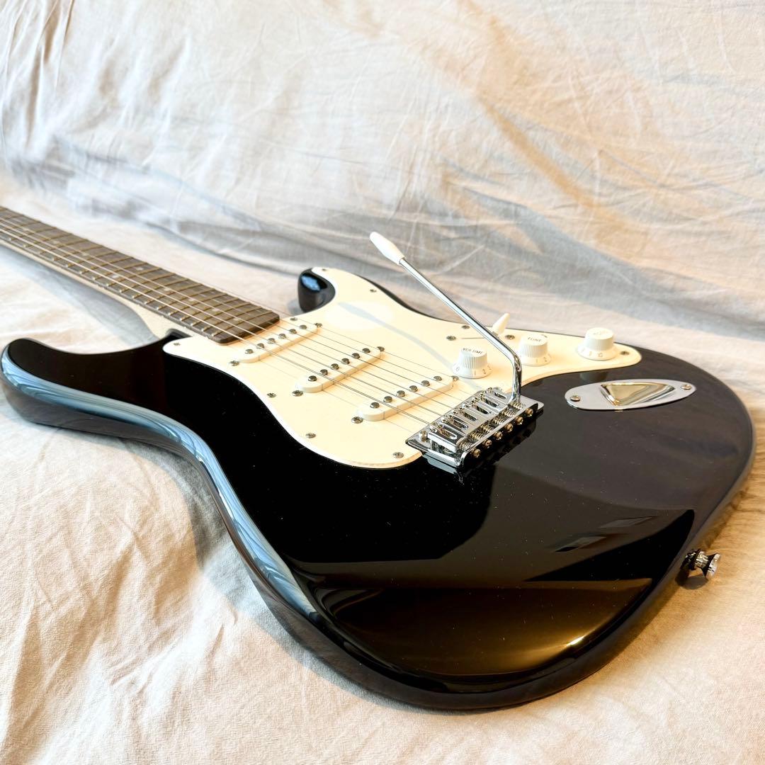 【極美品】Squier ストラトキャスター Bullet ブラック ソフトケース