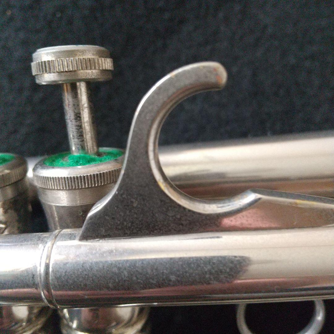 「フジ・デラックス」ゴールドとシルバーの2本セット。ビンテージダブルケース付属