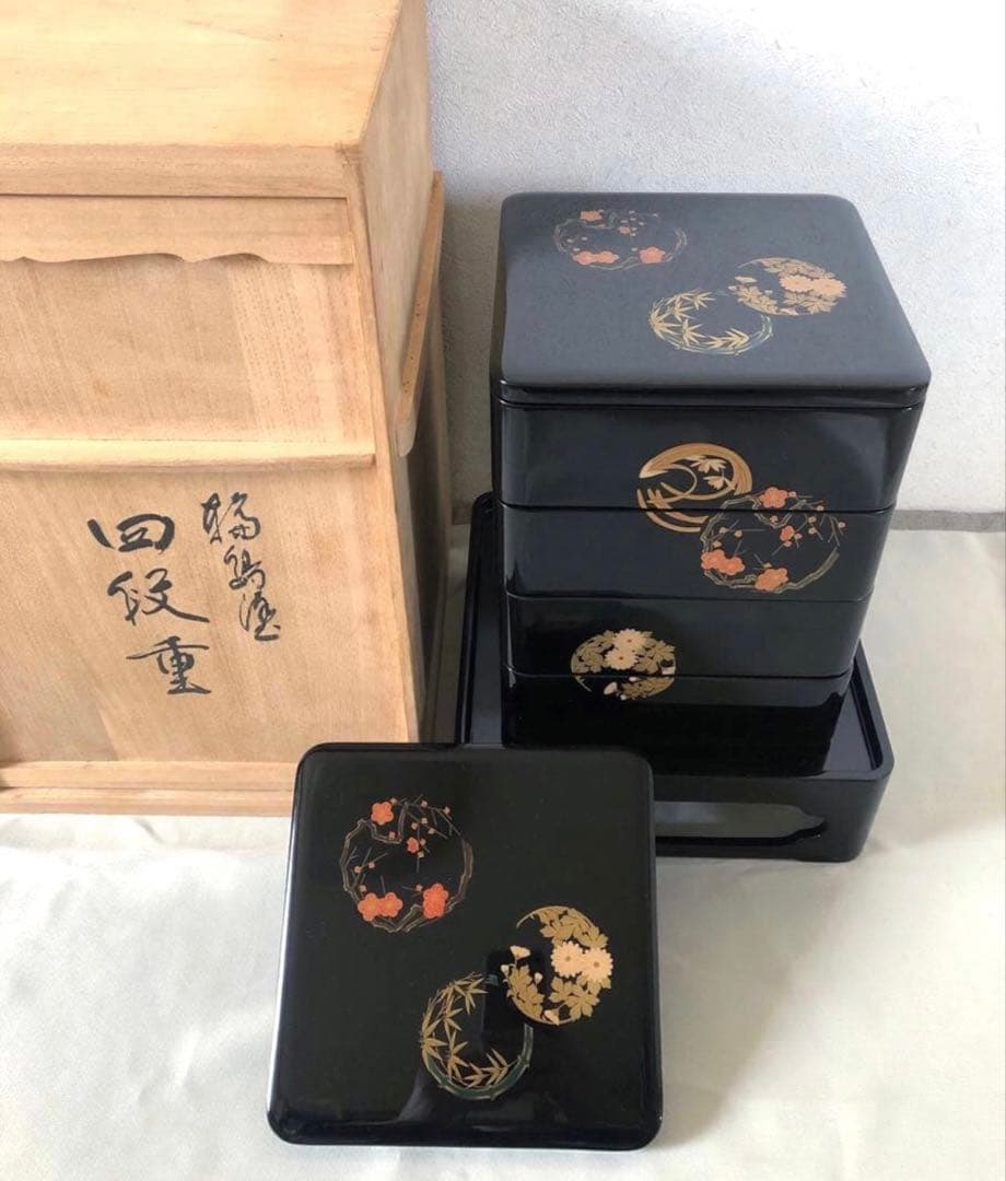 能登 輪島塗 花丸四君子蒔絵四段重箱 二枚蓋 重台付 漆器 重箱 未使用品