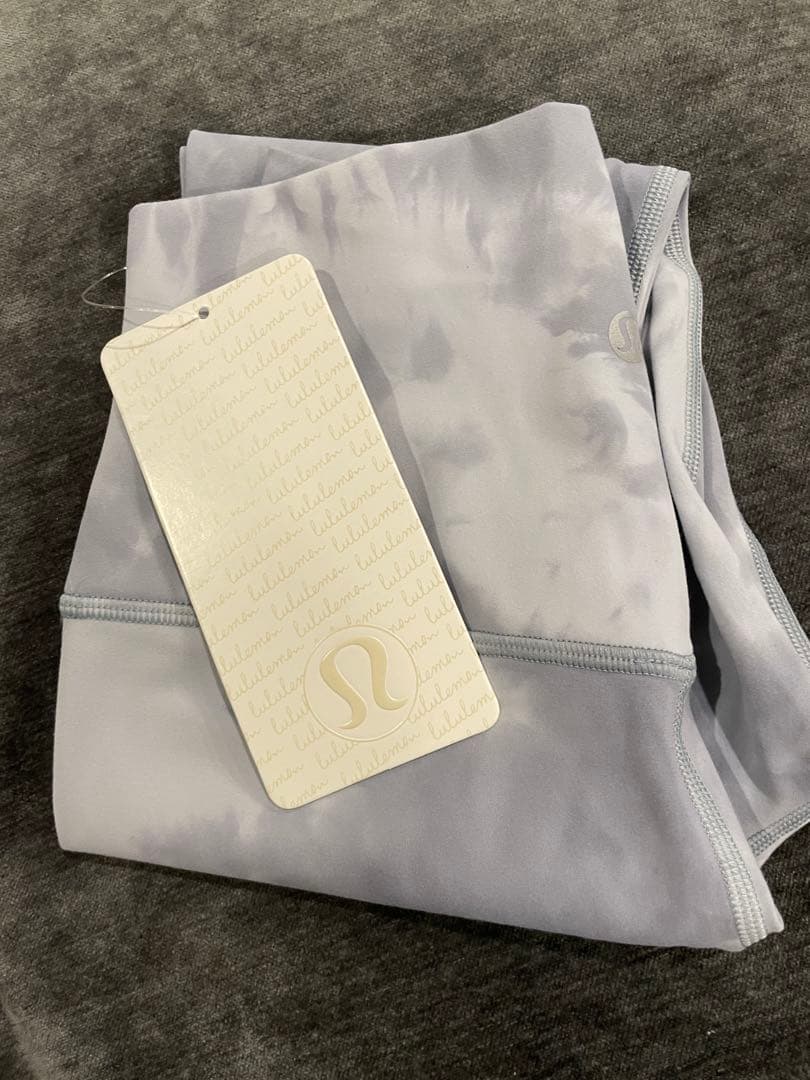 新品タグ付き★lululemon/ルルレモン★ タイダイ柄25インチサイズ4