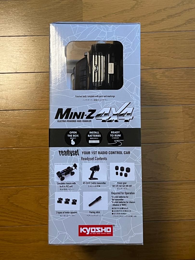 KYOSHO Mini-Z 4x4 電動4WDランクル300 LED電飾付き