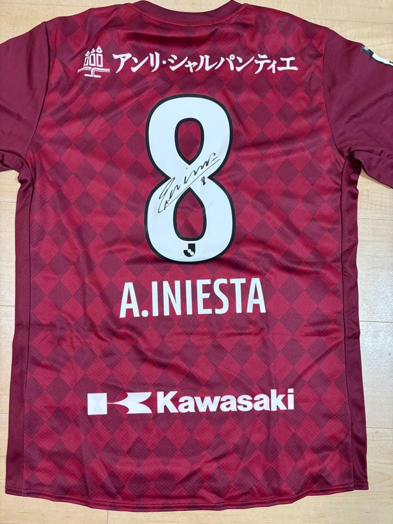 Andres Iniesta Autographed jersey イニエスタ