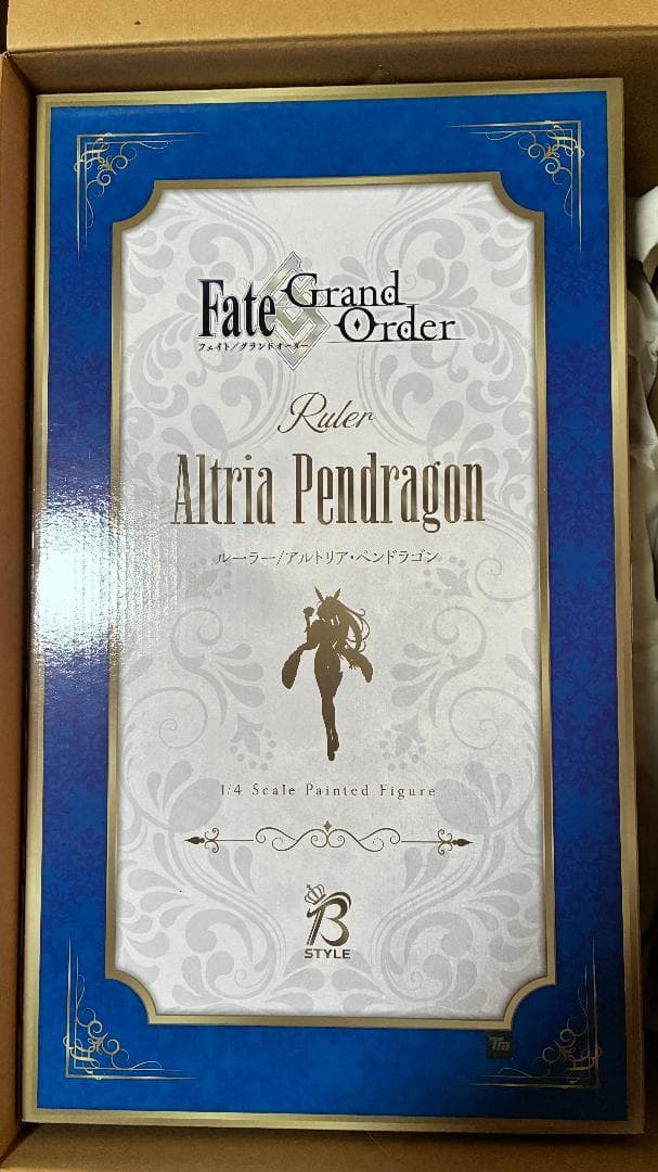 Fate/Grand Order アルトリア・ペンドラゴン 1/4フィギュア