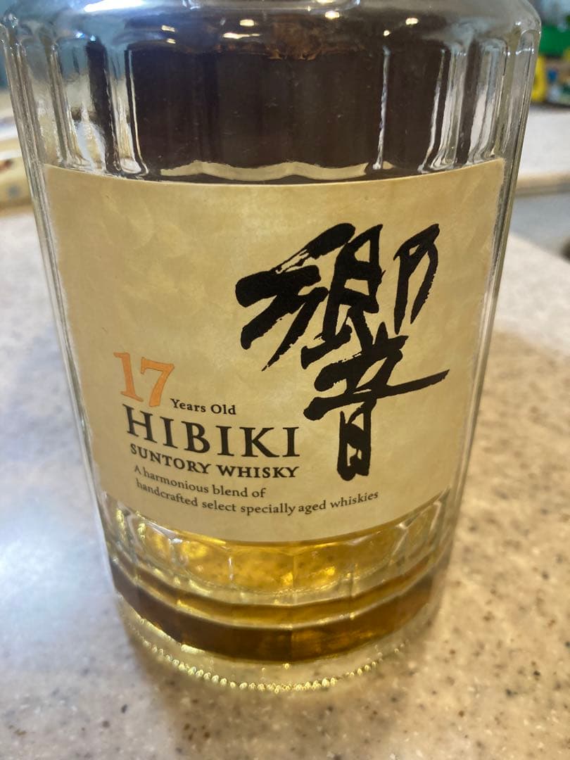 HIBIKI 響　17年 サントリーウイスキー