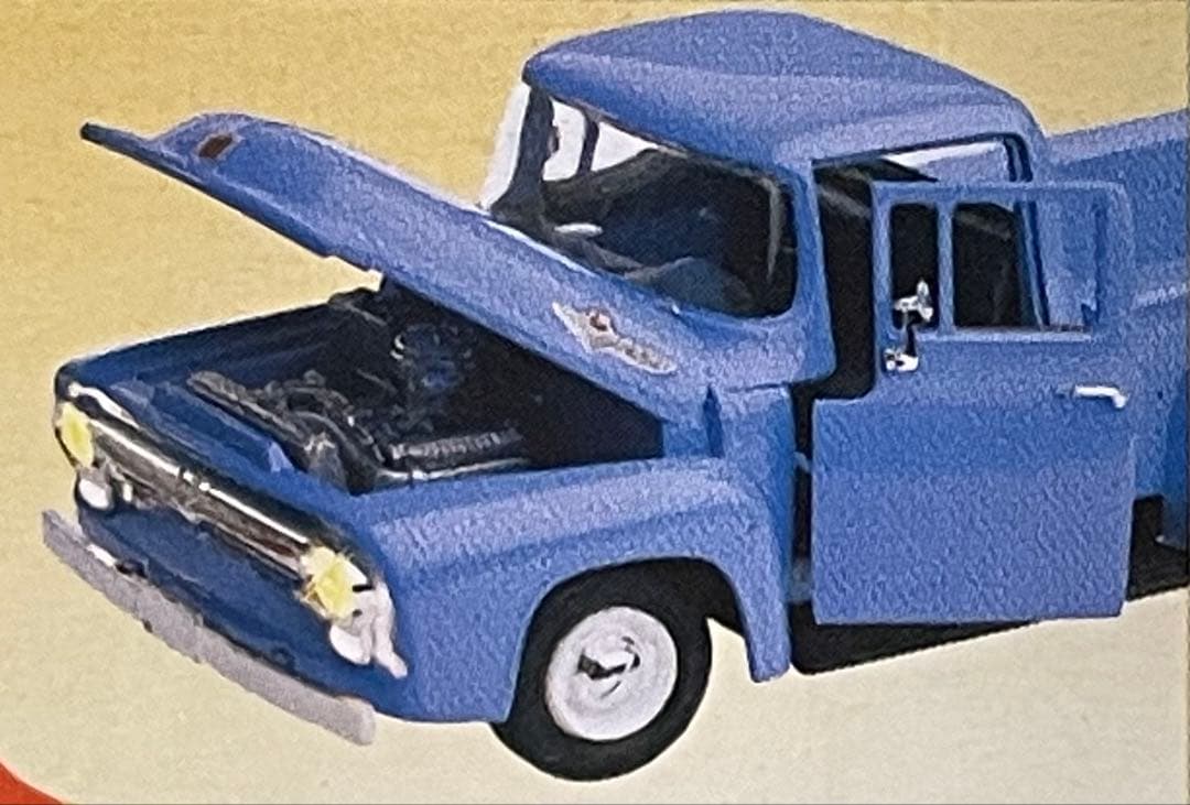 北箱　FordF-100 PickUpミニカーイエロートラックミニカー容器入り