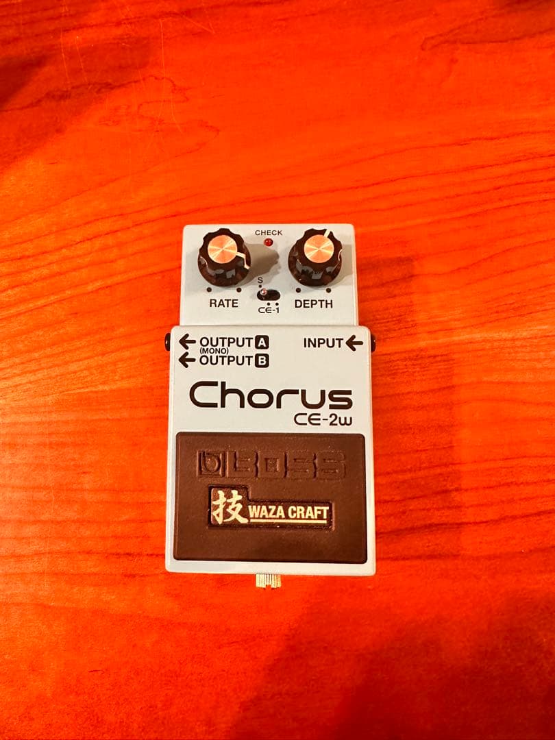 BOSS Chorus CE-2w ギターエフェクター