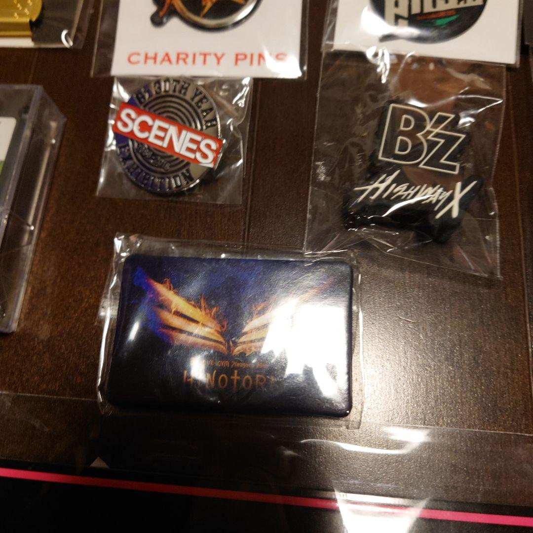 B'z チャリティーピンバッジ 他セット