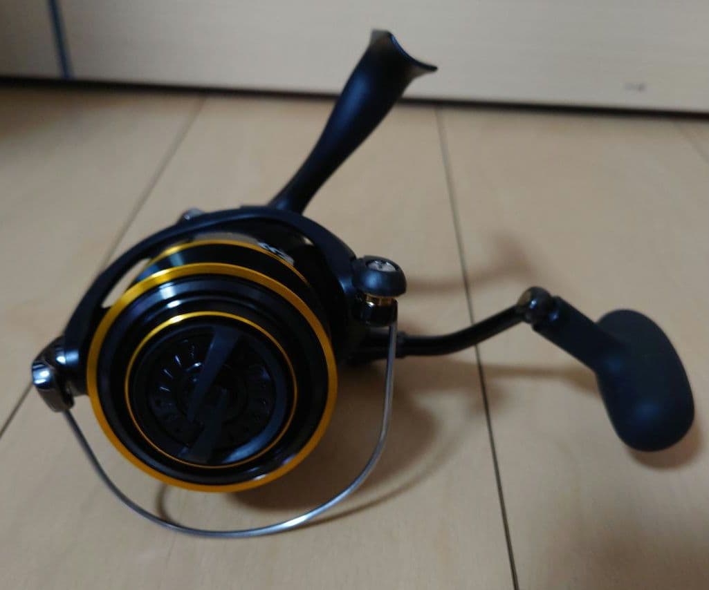 ダイワ　DAIWA　リール　BG4000H