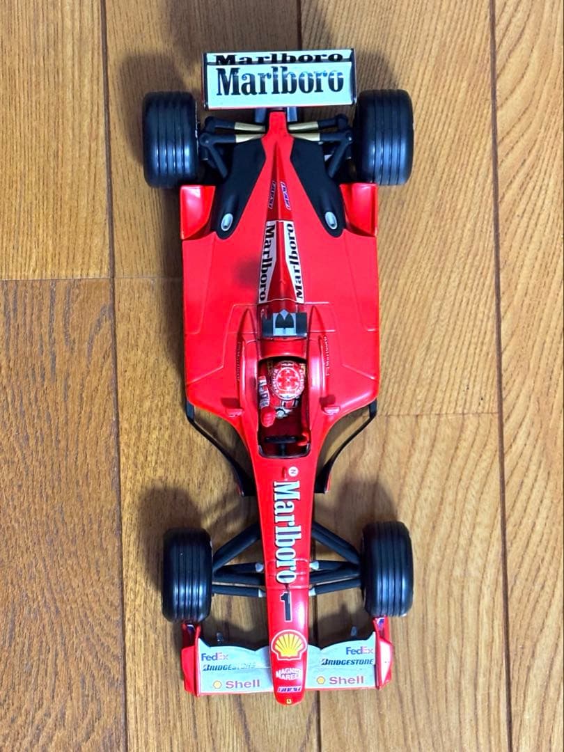 Ferrari F1 2001 WORLD CHAMPIONS 1/18ミニカー