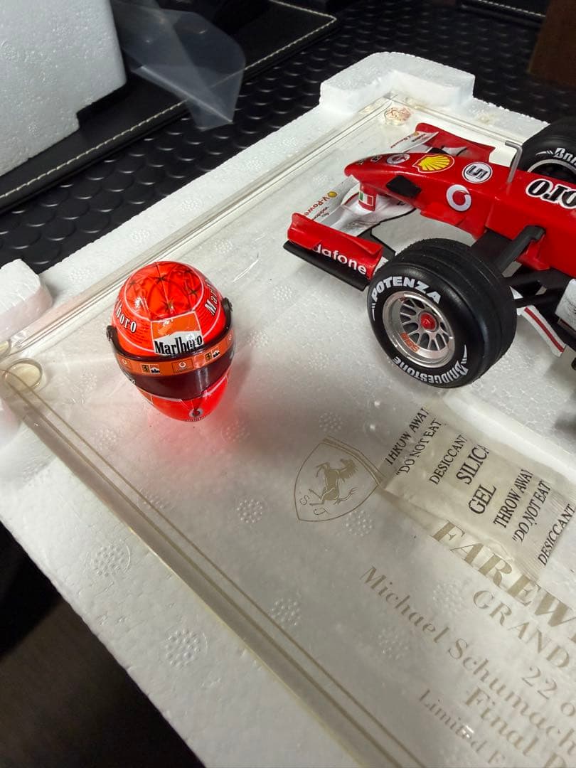 Ferrari F2006 ミニカー 1/18 2006年サンパウロGP
