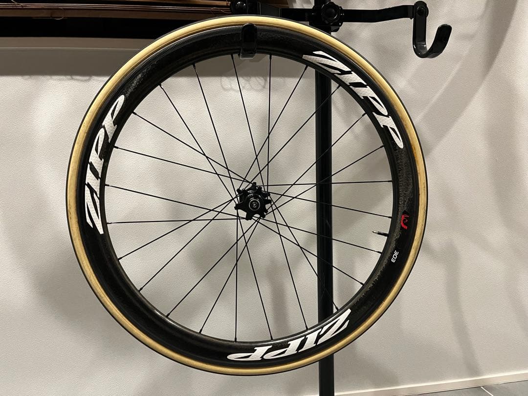 送料込み!おまけ多数! ZIPP 303 FC TU 2017