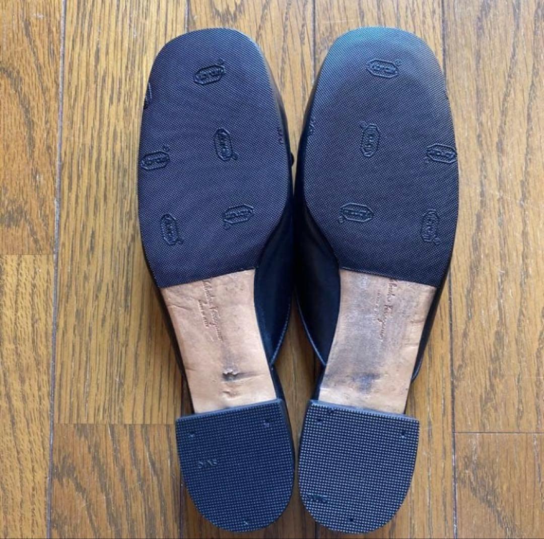 フェラガモ　バレエシューズ