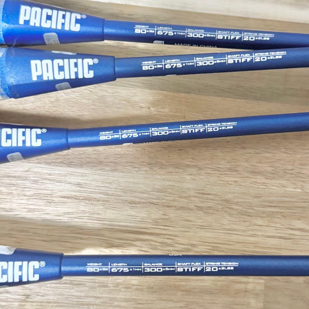 PACIFIC XPOWER Lite G5バドミントンラケット 4本セット