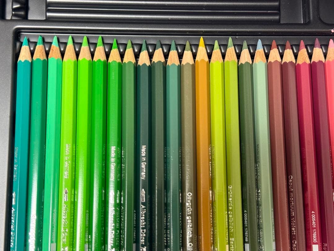 Faber-Castell ファーバーカステル 水彩色鉛筆 120色木箱入セット