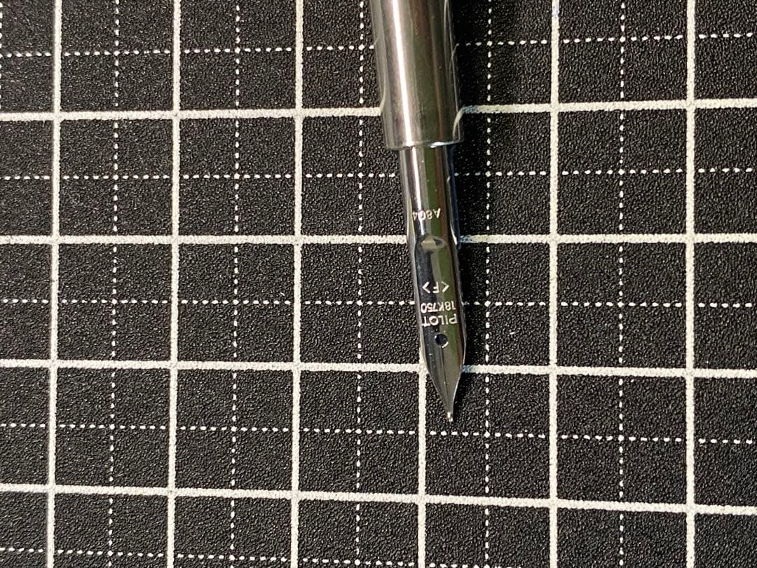 PILOT CAPLESS Kasuri 緑　万年筆　字幅 F