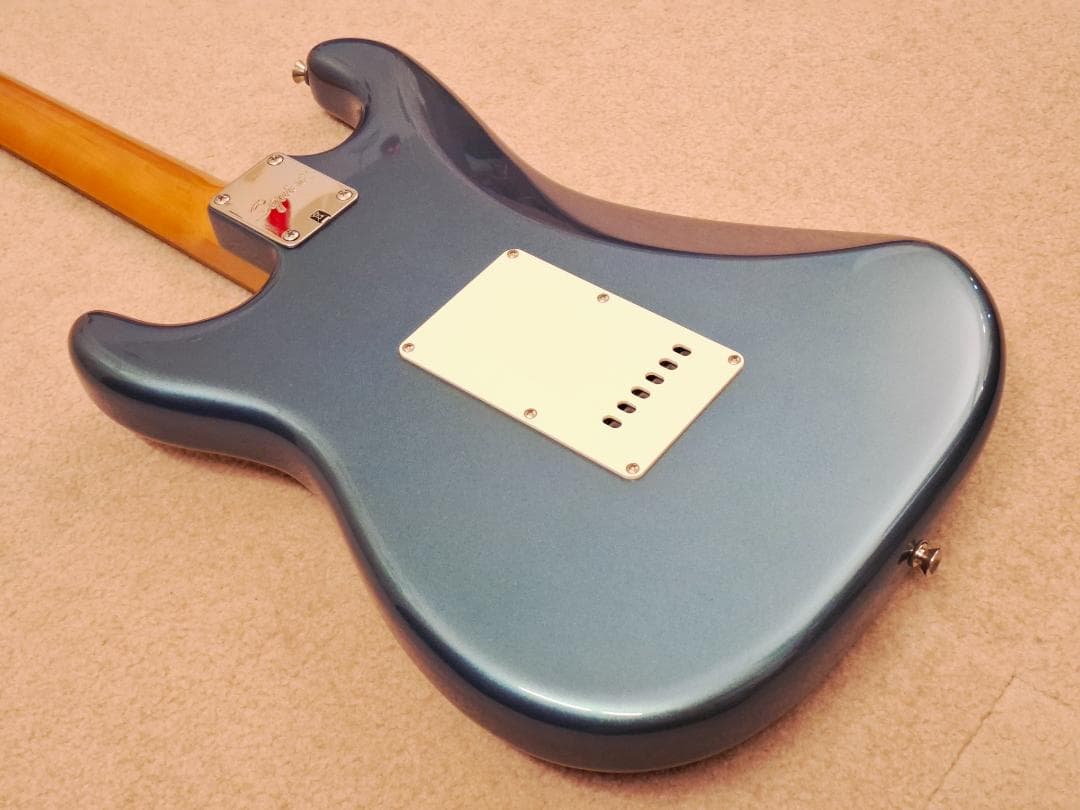 え*と様 美品★Classic Vibe '60s Stratocaster L